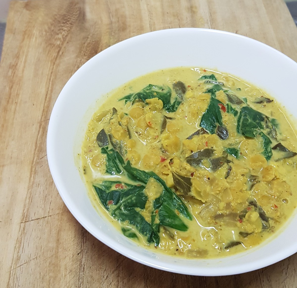 Dhal Curry with Homemade Curry Powder – Hello, I am D.